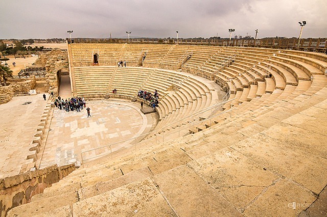 CESAREA. EL GRAN PUERTO DE SEBASTOS — VIATOR IMPERI
